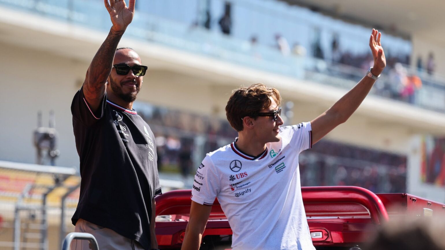 Ferrari Fan Pulls Out ‘Lewis Hamilton’ Card in Banter With George ...