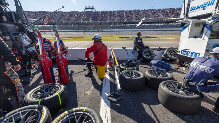 How NASCAR Drivers and Pit Crews Have Adapted to Next Gen Pit Road ...